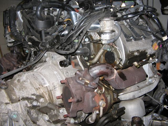 S4_ENGINE_PICS_001 - Audizine Photo Gallery