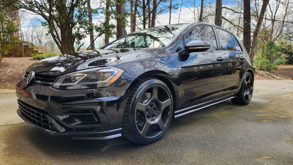 ESE One Piece Carbon Fiber Wheels.