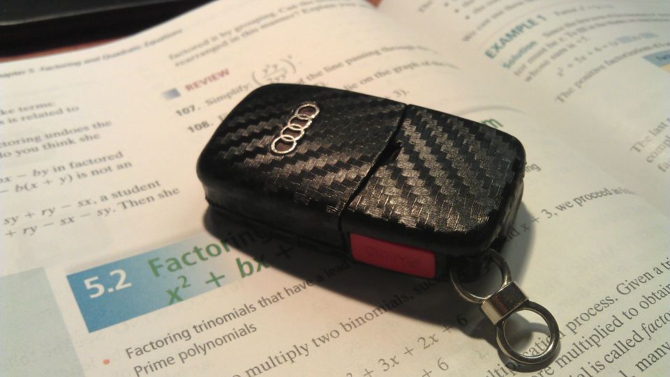 Carbon Fiber vinyl wrapped my key =) Pictures!!!