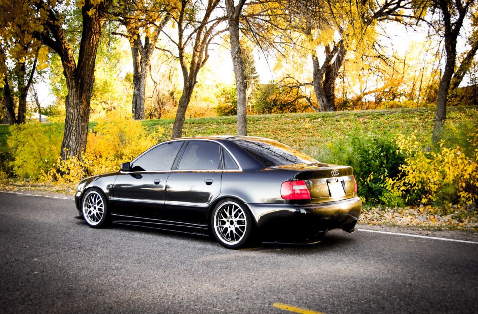 Black Audi B5 A4 - Audizine Photo Gallery