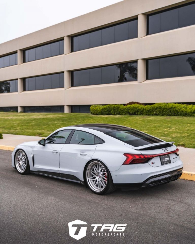 TAGMotorsports_RS_e-tron_GT_on_HRE_Wheels_540C - Audizine Photo Gallery