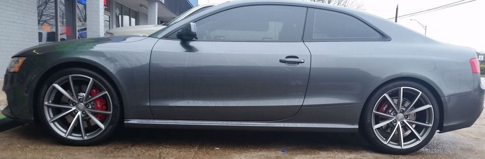 Pics of lowered RS5's....